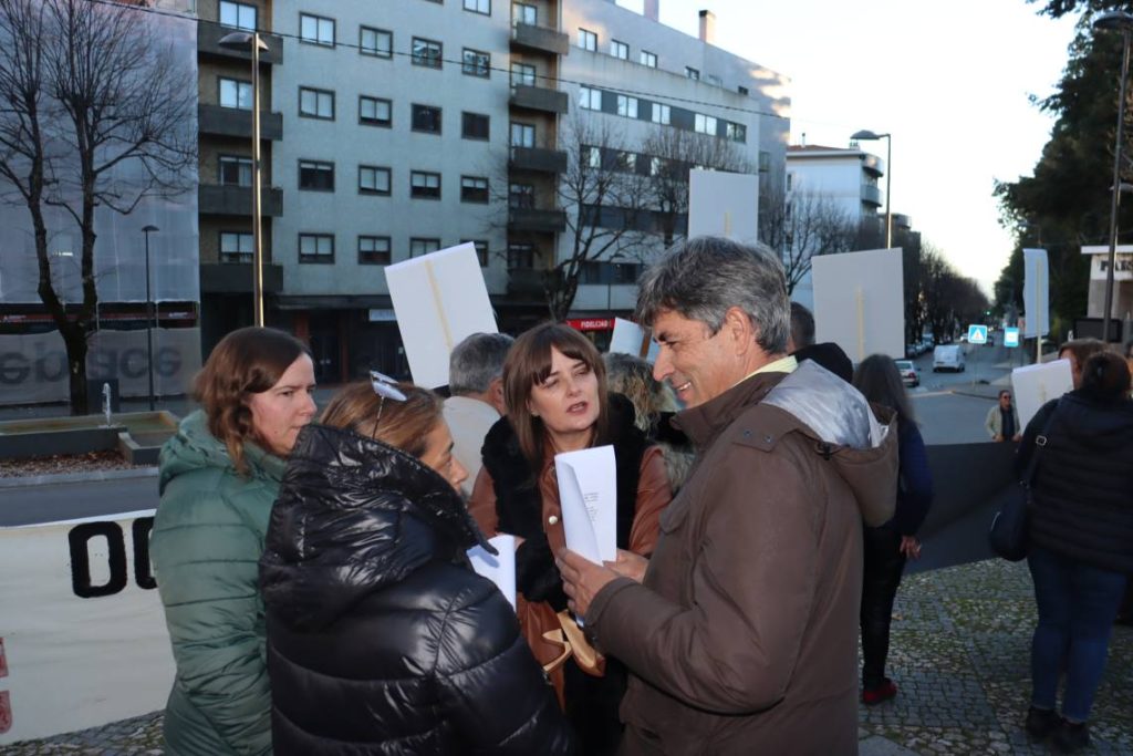 Tribuna Pública pela saúde na Guarda - Rádio Altitude